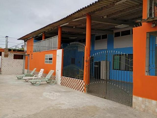 Casa para Venda em Itanhaém, Parque Vergara, 4 dormitórios, 3 suítes, 1 banheiro, 6 vagas