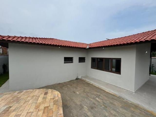 Casa para Venda em Itanhaém, Praia do Sonho, 4 dormitórios, 2 suítes, 1 banheiro, 4 vagas