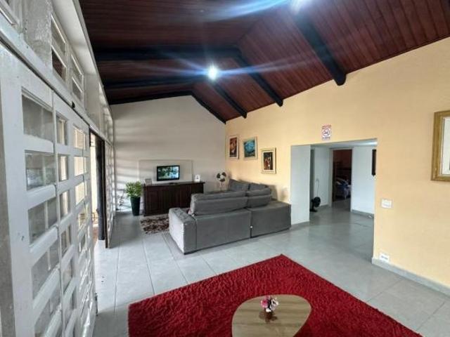 Casa para Venda em Itanhaém, Praia dos Sonhos, 4 dormitórios, 1 suíte, 4 banheiros, 6 vagas
