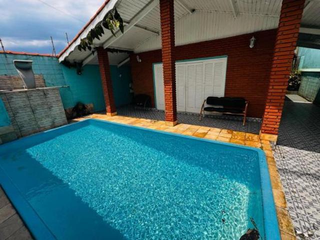 Casa para Venda em Itanhaém, Recanto dos Bandeirantes, 3 dormitórios, 1 suíte, 1 banheiro, 3 vagas