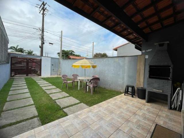 Casa para Venda em Itanhaém, Regina, 2 dormitórios, 1 suíte, 1 banheiro, 2 vagas