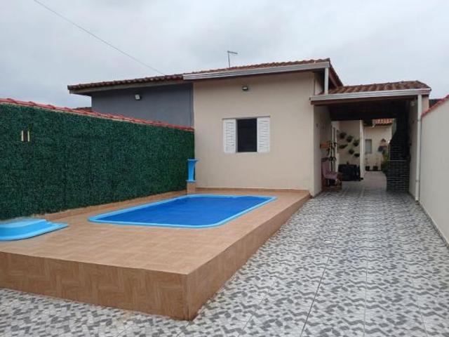 Casa para Venda em Itanhaém, Regina, 2 dormitórios, 1 suíte, 1 banheiro, 3 vagas