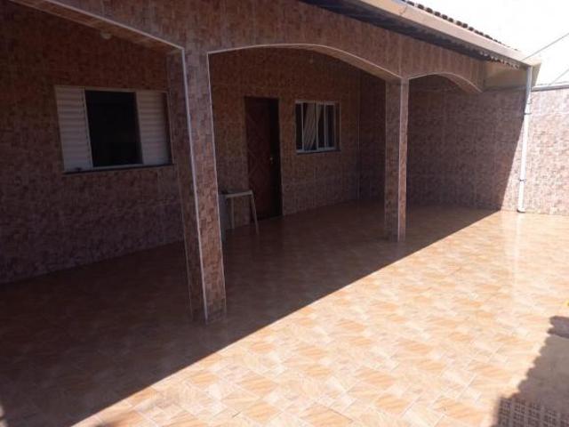 Casa para Venda em Itanhaém, Tupy, 3 dormitórios, 1 suíte, 2 banheiros, 3 vagas