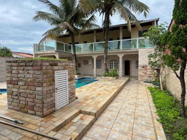 Casa para Venda em Itanhaém, Tupy, 3 dormitórios, 2 suítes, 1 banheiro, 5 vagas