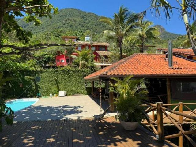 Casa para venda em Itapecirica Cambaquara com 4 quartos, sendo 4 suítes, 145m²