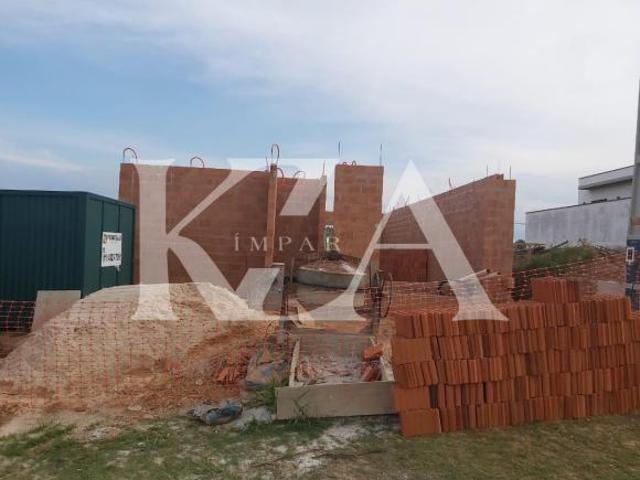 Casa para venda em Jacaré de 161.00m² com 3 Quartos, 1 Suite e 2 Garagens