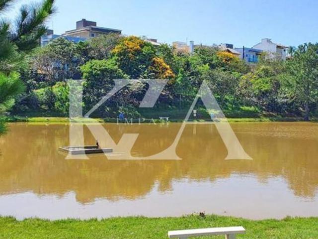 Casa para venda em Jacaré de 250.00m² com 3 Quartos, 1 Suite e 4 Garagens