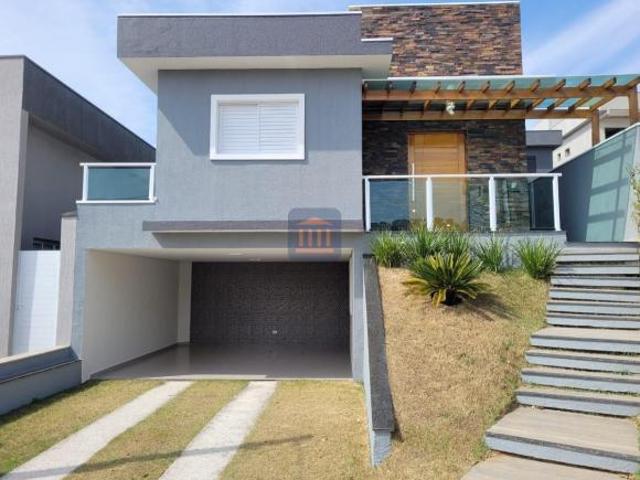 Casa para Venda em Jacareí, Condomínio Residencial Fogaça, 4 dormitórios, 1 suíte, 2 banheiros, 3 va