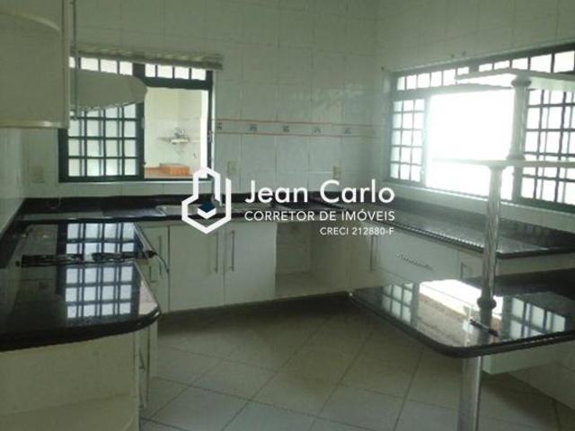 Casa para Venda em Jaguariúna, Centro, 3 dormitórios, 1 suíte, 3 banheiros, 4 vagas