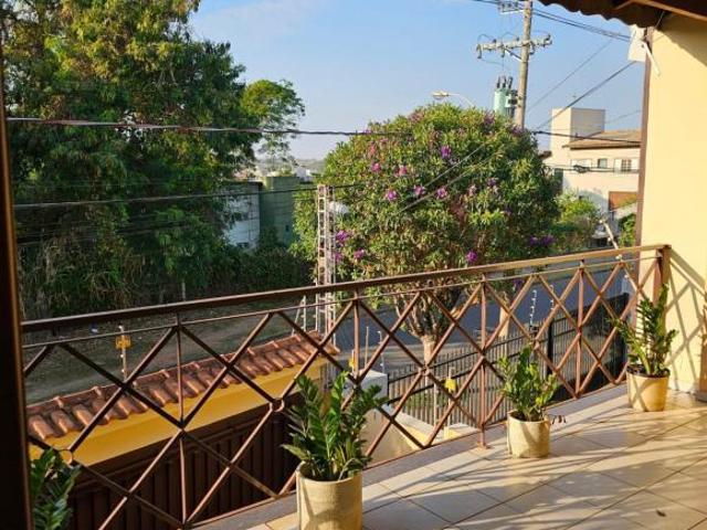 Casa para Venda em Jaguariúna, Jardim Mauá II, 3 dormitórios, 1 suíte, 2 banheiros, 2 vagas