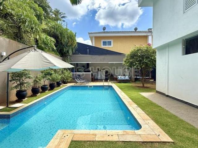 Casa para Venda em Jandira, Jardim do Golf I, 3 dormitórios, 3 suítes, 5 banheiros, 4 vagas