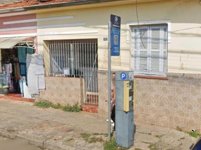 Casa para venda em Jaraguá de 175.00m² com 5 Quartos, 1 Suite e 1 Garagem