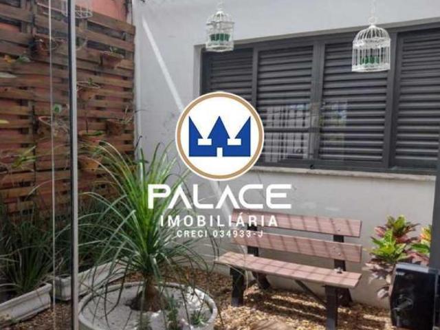 Casa para venda em Jaraguá de 241.00m² com 2 Quartos, 1 Suite e 6 Garagens