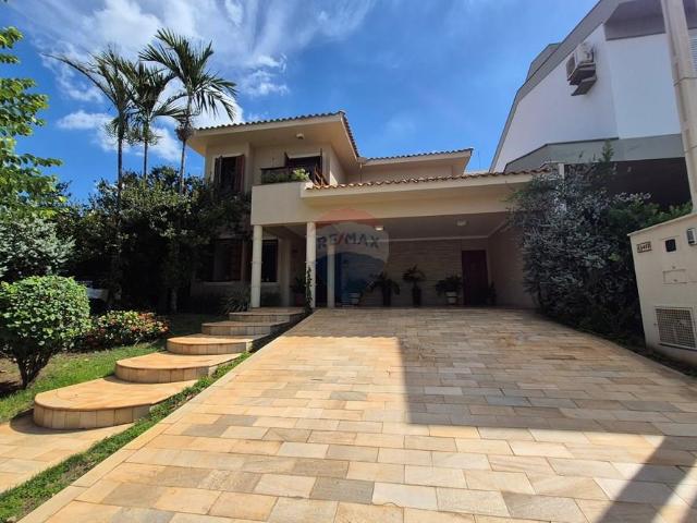 Casa para venda em Jaraguá em Piracicaba São Paulo de 226.00m² com 3 Quartos, 1 Suíte e 4 Garagens