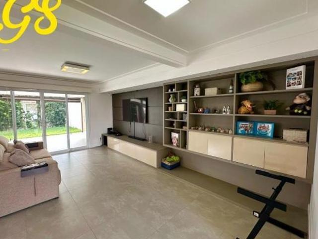 Casa para venda em Jardim Myrian Moreira Da Costa de 177.00m² com 4 Quartos, 2 Suites e 6 Garagens