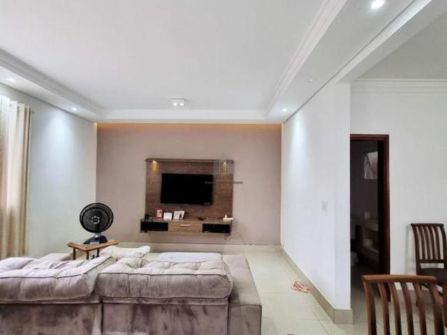 Casa para venda em JARDIM MAGNÓLIA de 300.00m² com 4 Quartos, 3 Suites e 8 Garagens