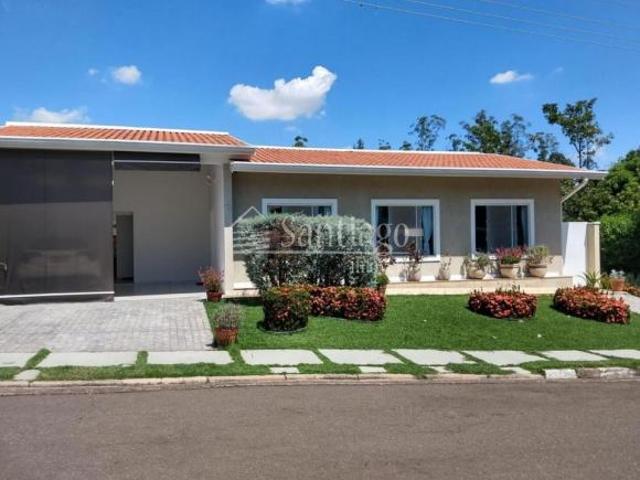 Casa para venda em Jardim Madalena de 252.00m² com 3 Quartos, 1 Suite e 4 Garagens