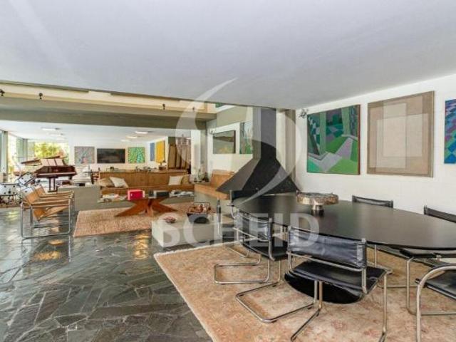Casa para venda em Jardim Marajoara com 3 quartos, sendo 3 suítes, 600m², Excelente localização