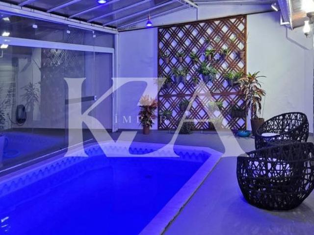 Casa para venda em Jardim Marco Leite de 323.00m² com 3 Quartos, 1 Suite e 4 Garagens