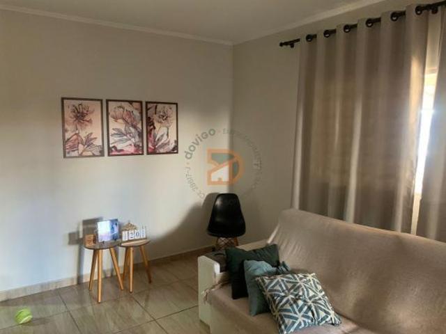Casa para venda em Jardim Maria Bonati Bordignon de 235.00m² com 3 Quartos, 1 Suite e 2 Garagens