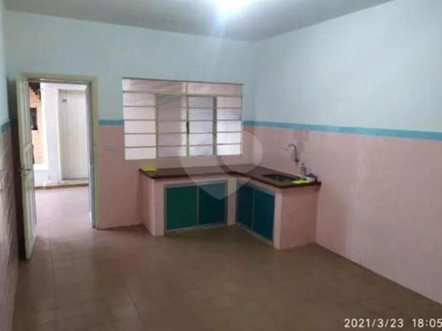 Casa para venda em Jardim Maria de 250.00m² com 3 Quartos e 3 Garagens
