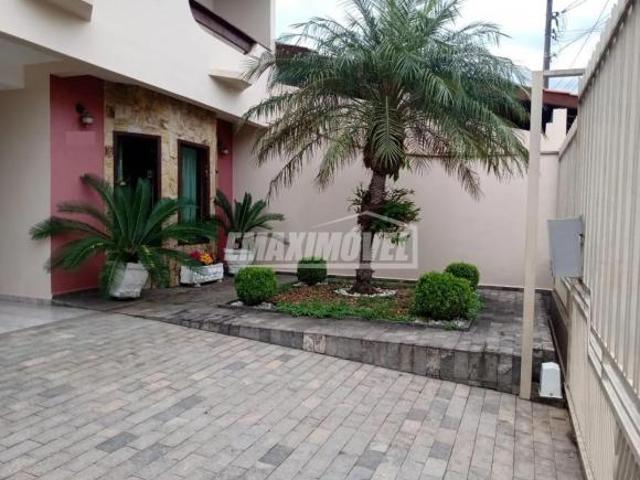 Casa para venda em Jardim Maria Do Carmo de 274.00m² com 5 Quartos, 1 Suite e 2 Garagens