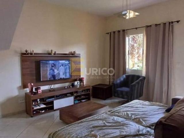 Casa para venda em Jardim Maria Ilydia de 172.00m² com 3 Quartos, 1 Suite e 4 Garagens