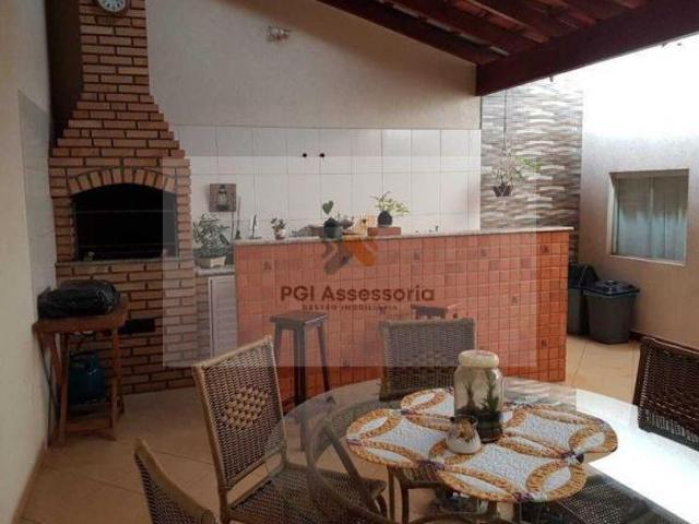 Casa para venda em Jardim Marilú de 120.00m² com 3 Quartos, 3 Suites e 2 Garagens