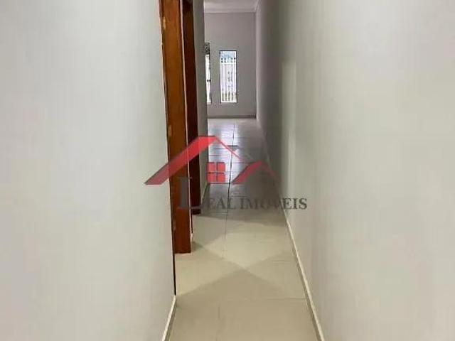 Casa para venda em Jardim Marlene Miranda de 67.00m² com 2 Quartos, 1 Suite e 1 Garagem