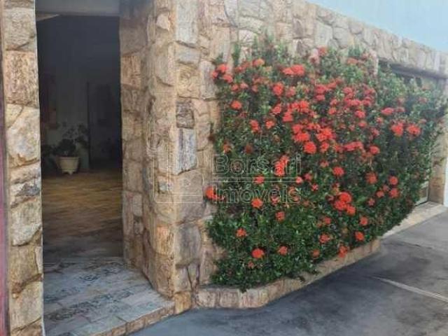 Casa para venda em Jardim Martinez de 162.00m² com 3 Quartos e 2 Garagens