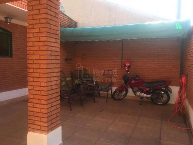 Casa para venda em Jardim Martinez de 168.00m² com 3 Quartos e 2 Garagens
