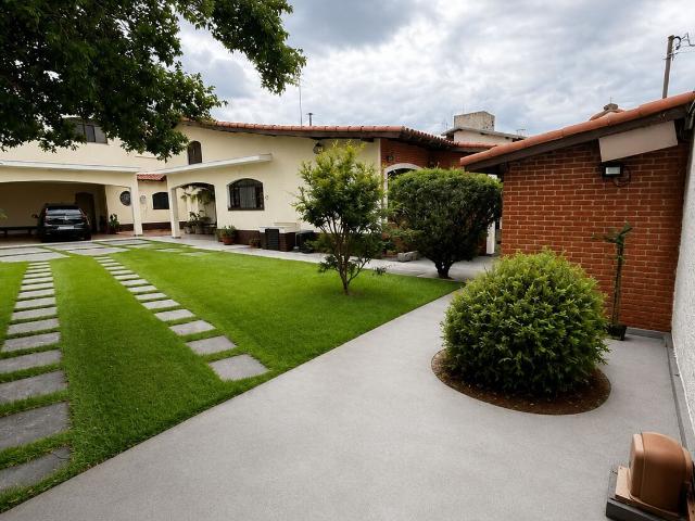 Casa para venda em Jardim Medina em Poá São Paulo de 295.00m² com 2 Quartos e 2 Garagens