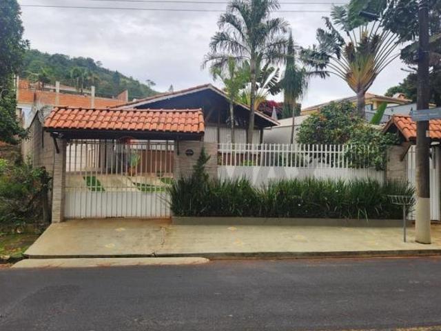 Casa para venda em Jardim Meridien de 300.00m² com 3 Quartos, 1 Suite e 2 Garagens