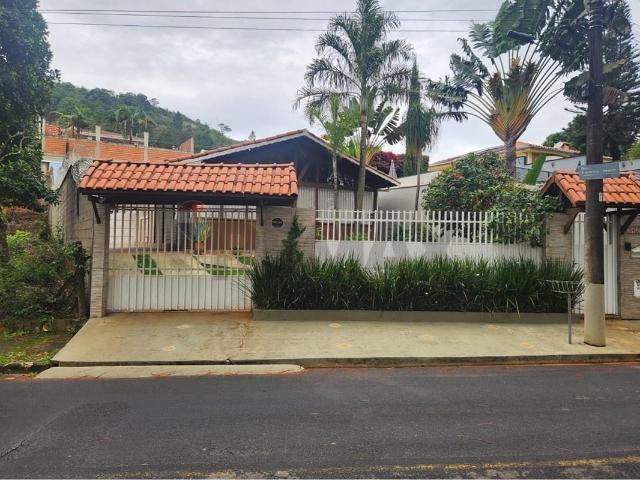 Casa para venda em Jardim Meridien em Águas De Lindóia São Paulo de 300.00m² com 3 Quartos, 1 Suíte e 2 Garagens