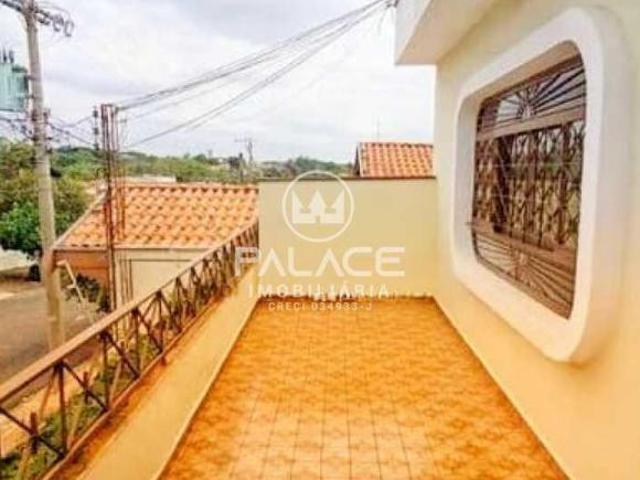Casa para venda em Jardim Monumento de 221.00m² com 3 Quartos, 1 Suite e 3 Garagens
