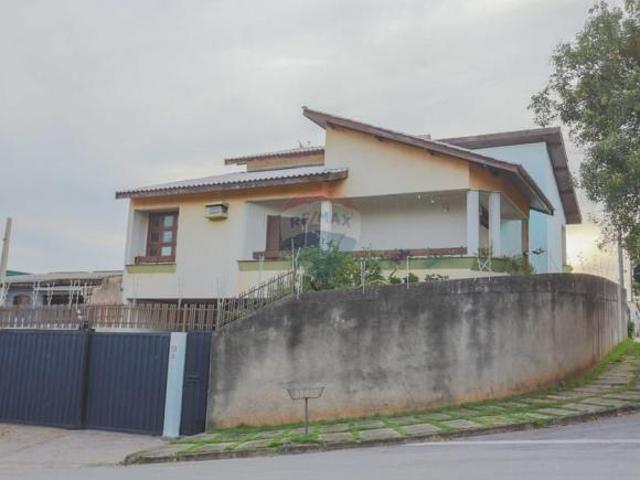 Casa para venda em Jardim Morumbi de 319.90m² com 4 Quartos, 2 Suites e 6 Garagens
