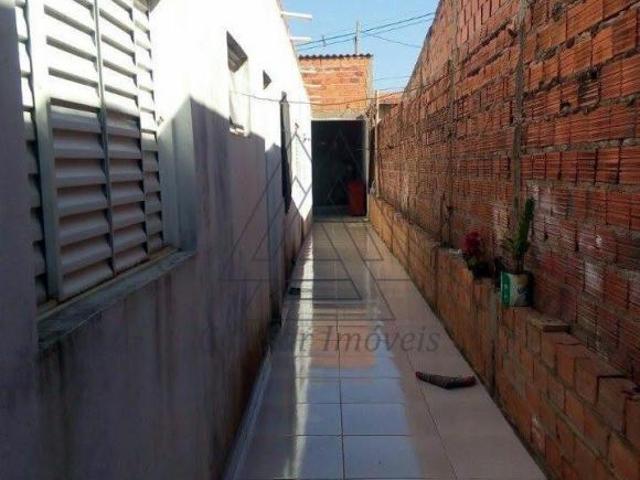 Casa para venda em Jardim Nair Maria de 180.00m² com 3 Quartos