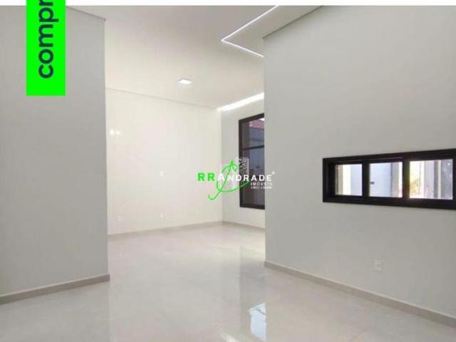 Casa para venda em Jardim Natal I de 160.00m² com 3 Quartos, 1 Suite e 2 Garagens
