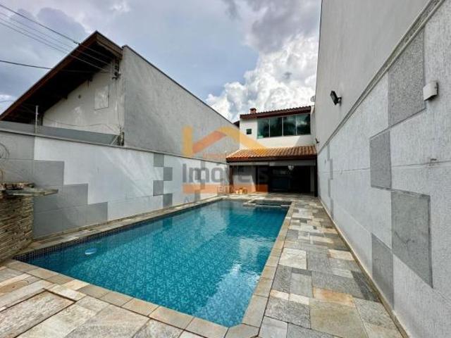 Casa para venda em Jardim Nossa Senhora Do Carmo de 263.98m² com 3 Quartos, 1 Suite e 3 Garagens