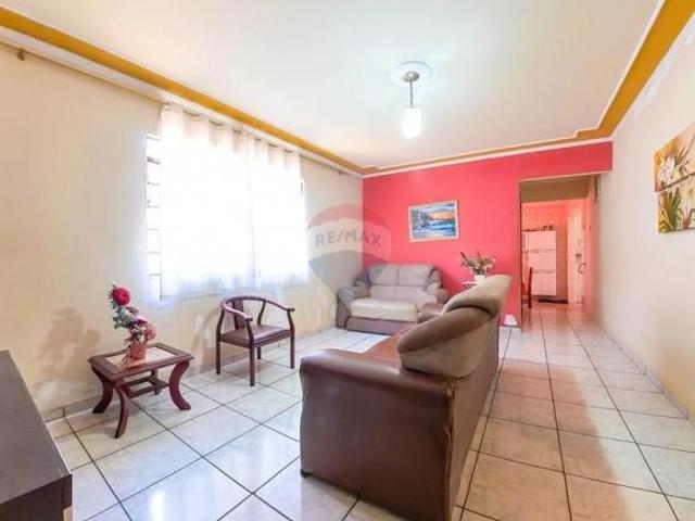 Casa para venda em Jardim Nossa Senhora De Fátima de 165.00m² com 3 Quartos e 2 Garagens