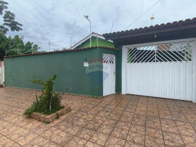 Casa para venda em Jardim Novo Ii de 141.77m² com 3 Quartos e 4 Garagens
