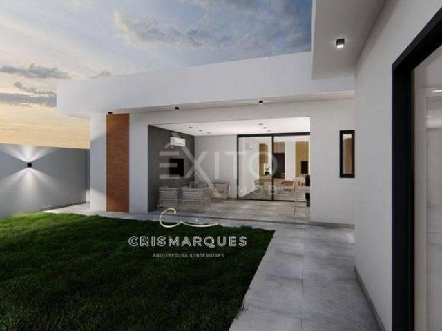 Casa para venda em Jardim Novo Mundo de 226.00m² com 3 Quartos, 3 Suites e 4 Garagens
