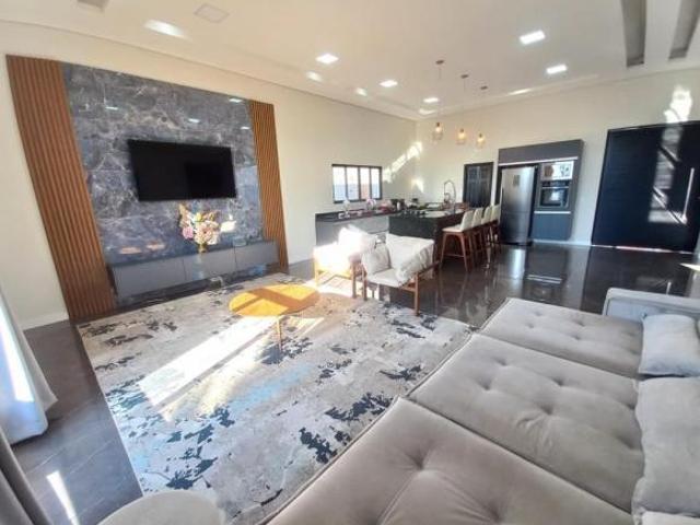 Casa para venda em Jardim Novo Mundo de 300.00m² com 4 Quartos, 4 Suites e 6 Garagens