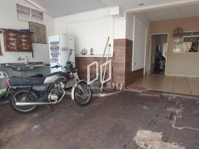 Casa para venda em Jardim Nova Araraquara de 148.00m² com 3 Quartos, 1 Suite e 3 Garagens