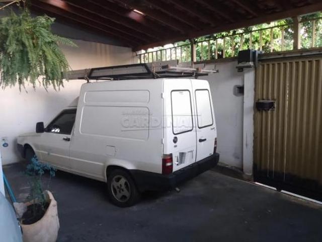 Casa para venda em Jardim Nova Araraquara de 190.00m² com 2 Quartos, 2 Suites e 4 Garagens