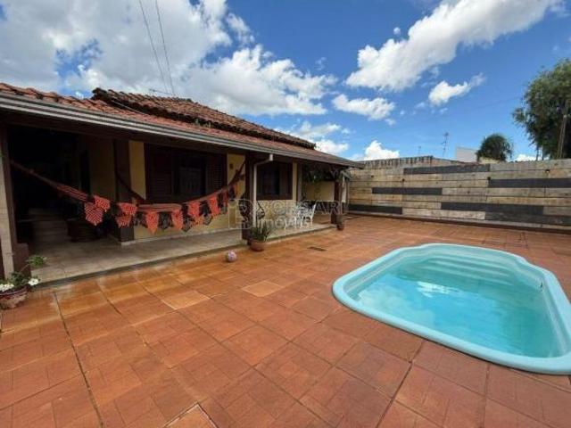 Casa para venda em Jardim Nova Araraquara de 268.00m² com 5 Quartos e 2 Suites
