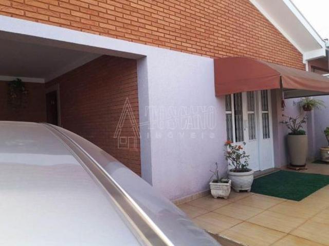 Casa para venda em Jardim Nova Epoca de 216.00m² com 4 Quartos, 2 Suites e 2 Garagens
