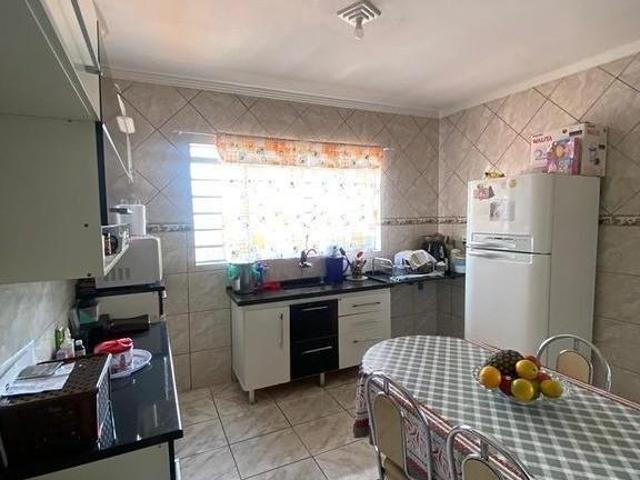 Casa para venda em Jardim Nova Europa de 186.34m² com 3 Quartos e 2 Garagens