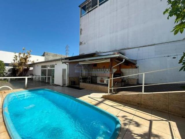 Casa para venda em Jardim Nova Europa de 192.00m² com 1 Quarto e 4 Garagens