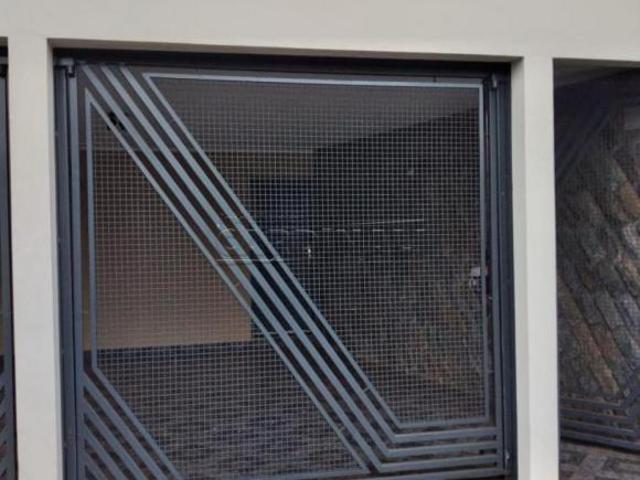 Casa para venda em Jardim Nova São Carlos de 151.00m² com 3 Quartos, 1 Suite e 2 Garagens